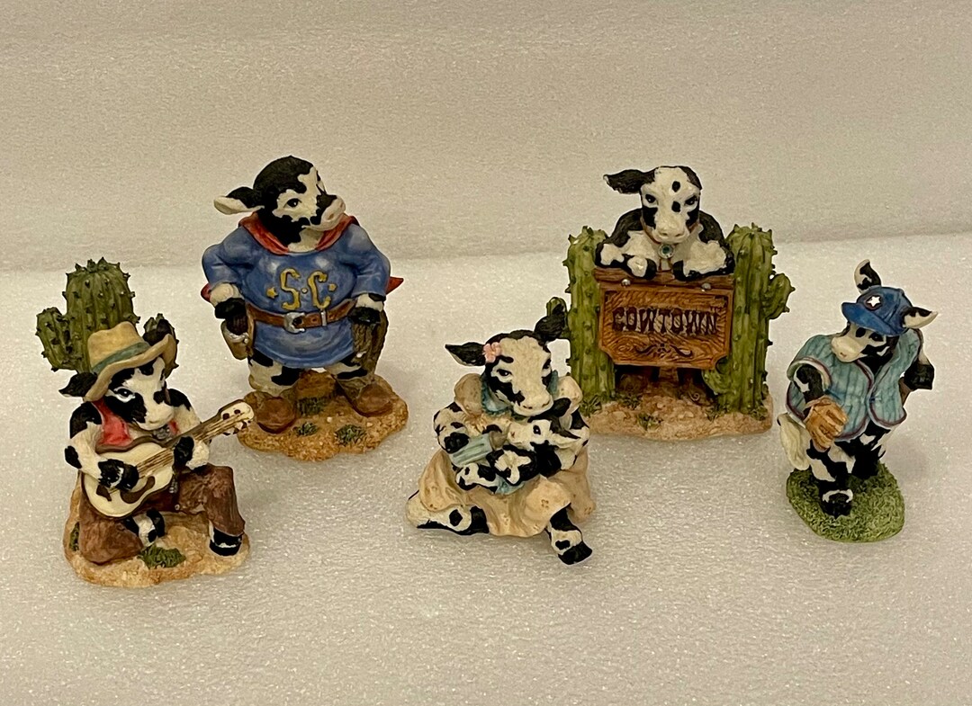 Cowtown Cow Figurines: Set of 5 Decorative Collectibles - Etsy