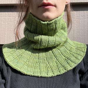 The Willa Cowl PDF Knitting Pattern Download - Etsy