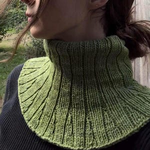 The Willa Cowl PDF Knitting Pattern Download - Etsy