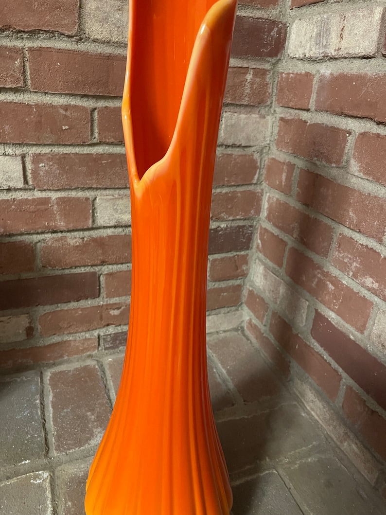 Rare Vintage LE Smith Bittersweet Orange MCM Swung Ribbed Vase 25 Inch ...