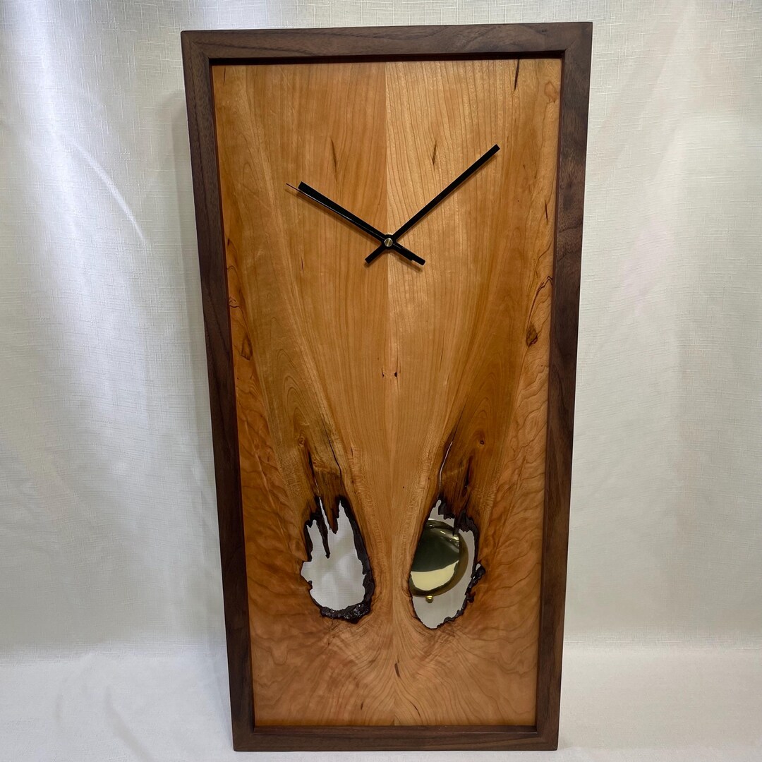Handcrafted Pendulum Wood Wall Clock ( Carne ) - Etsy