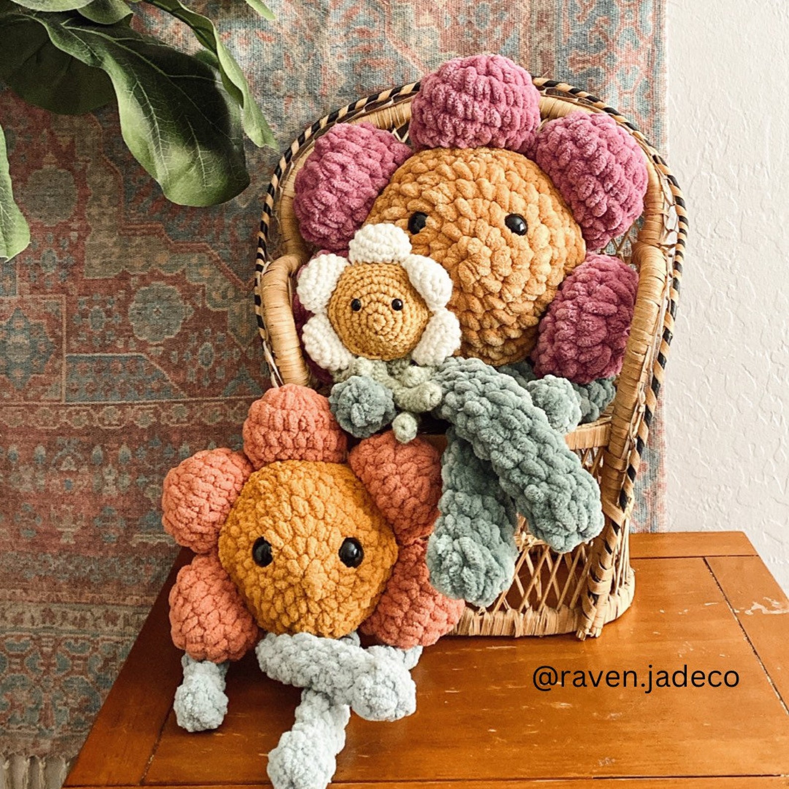 The ORIGINAL Groovy Flower Crochet Pattern / Low Sew Crochet Pattern ...