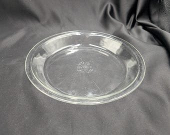 Vintage PYREX Pie Plate All Caps PYREX Scalloped Rim and Handles ...