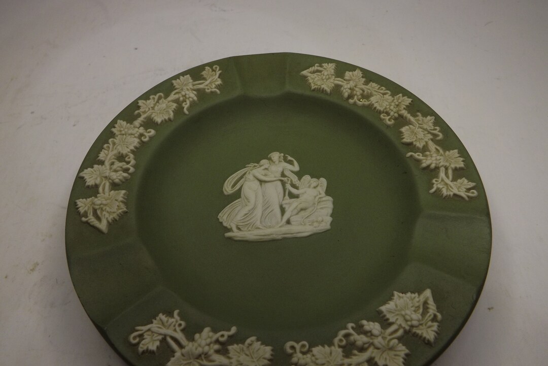 Vintage Wedgwood Jasperware 1970's Sage Green Ashtray - Etsy