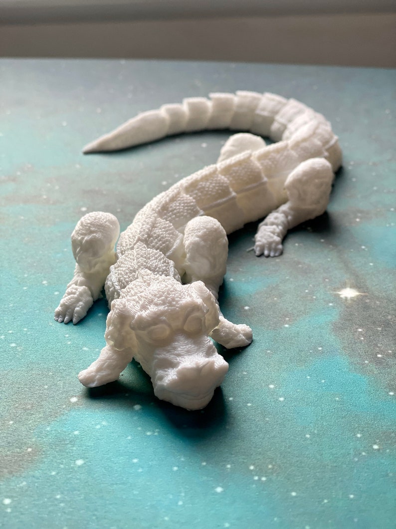 3D Printed Articulated Falkor - Etsy