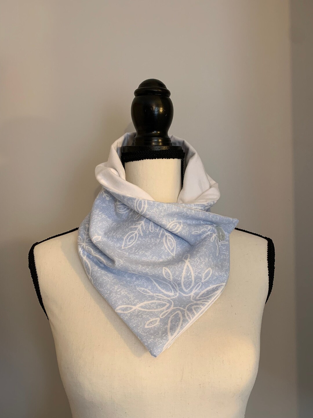 Light Blue Snowflake Flannel Neck Scarf, Flannel Neck Scarf, Neck ...
