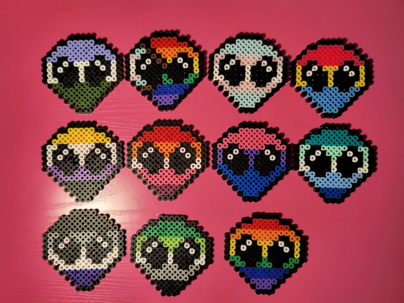 All Alien Art - Etsy