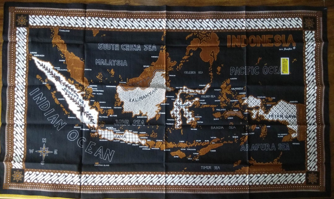 Indonesian Map Batik-motifed Cloth by Danarhadi - Etsy