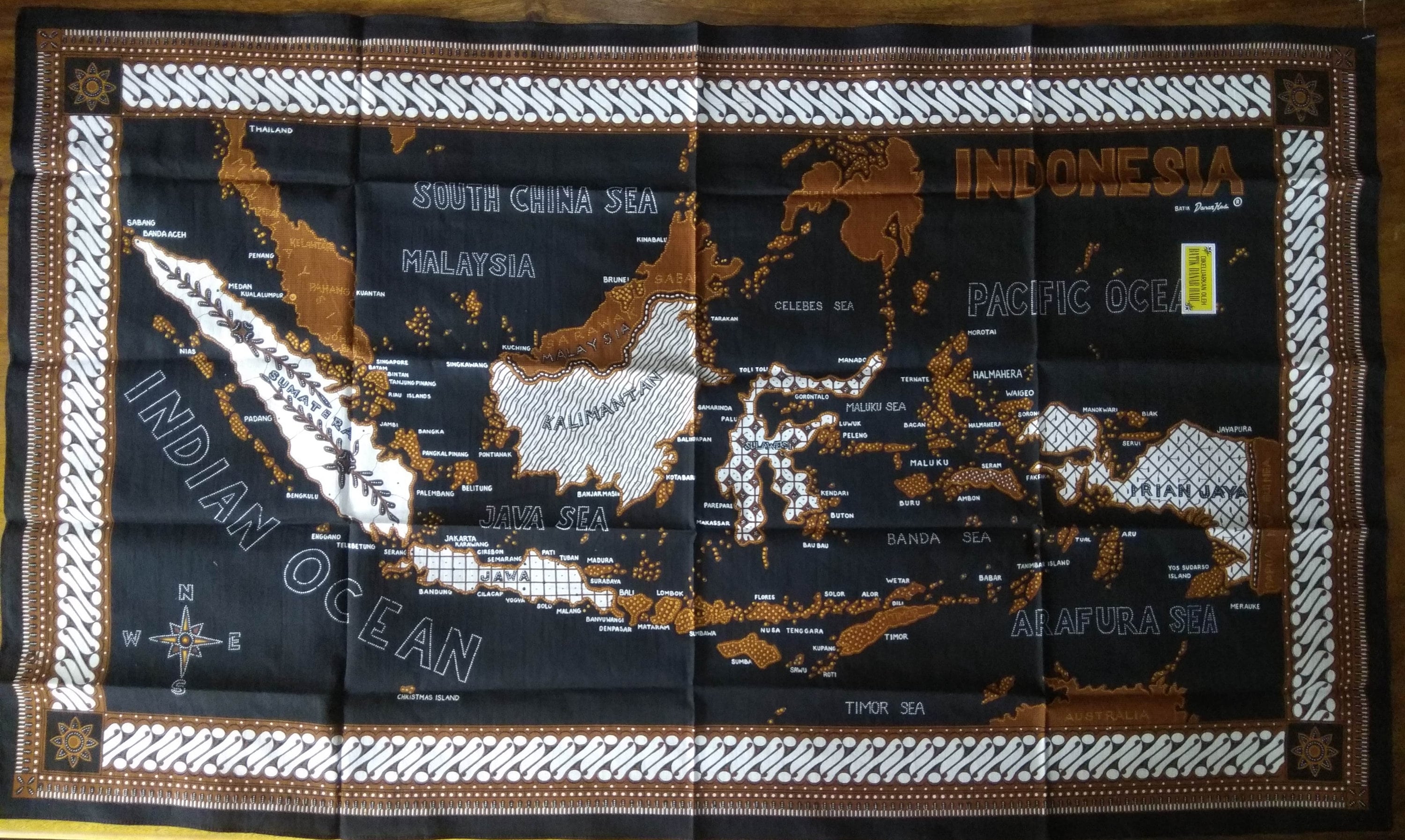 Indonesian Map Batik-motifed Cloth by Danarhadi - Etsy
