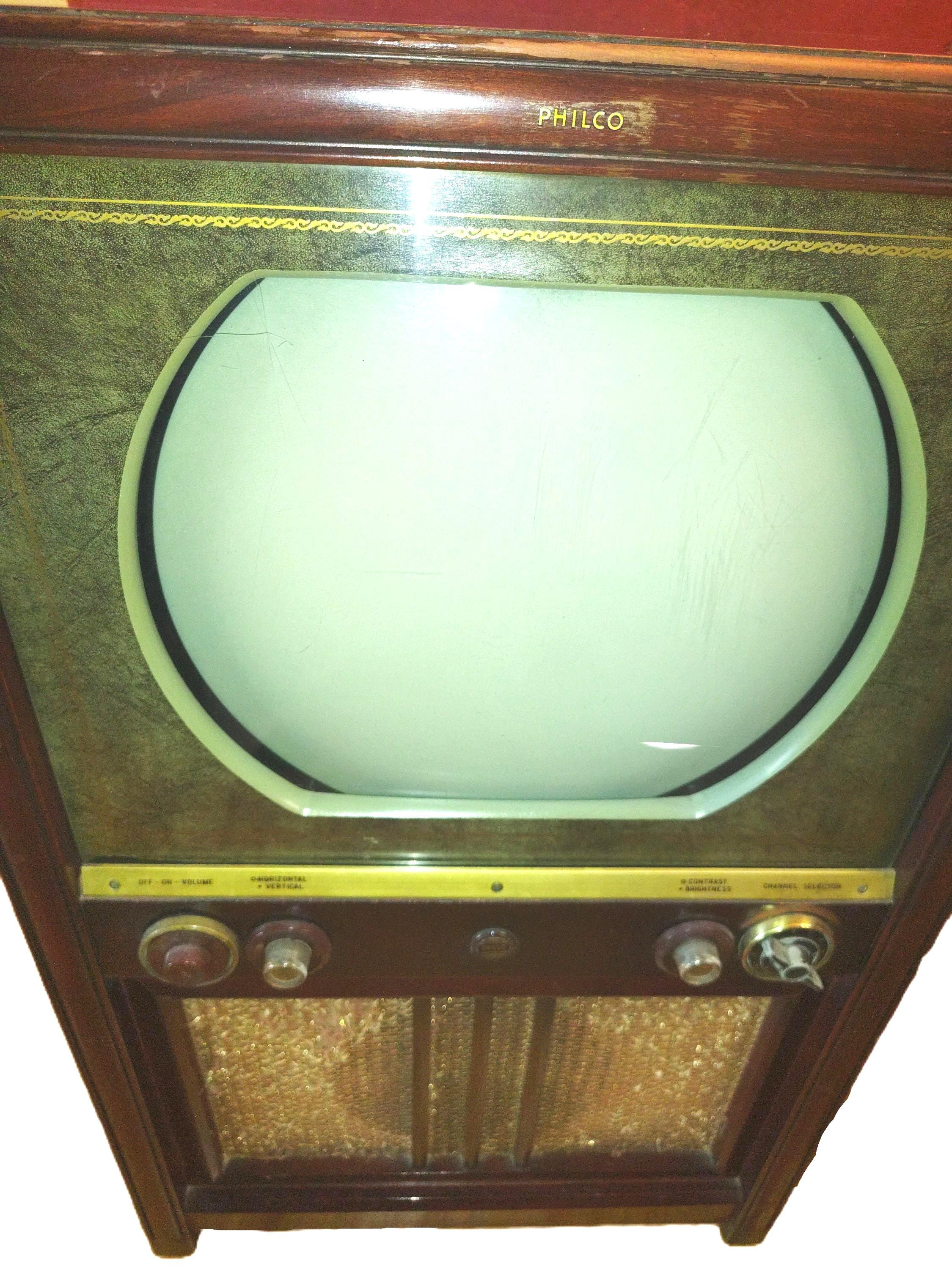 1954 Philco Tabletop TV: Mid-century Mahogany Television, Sylvania Tube ...