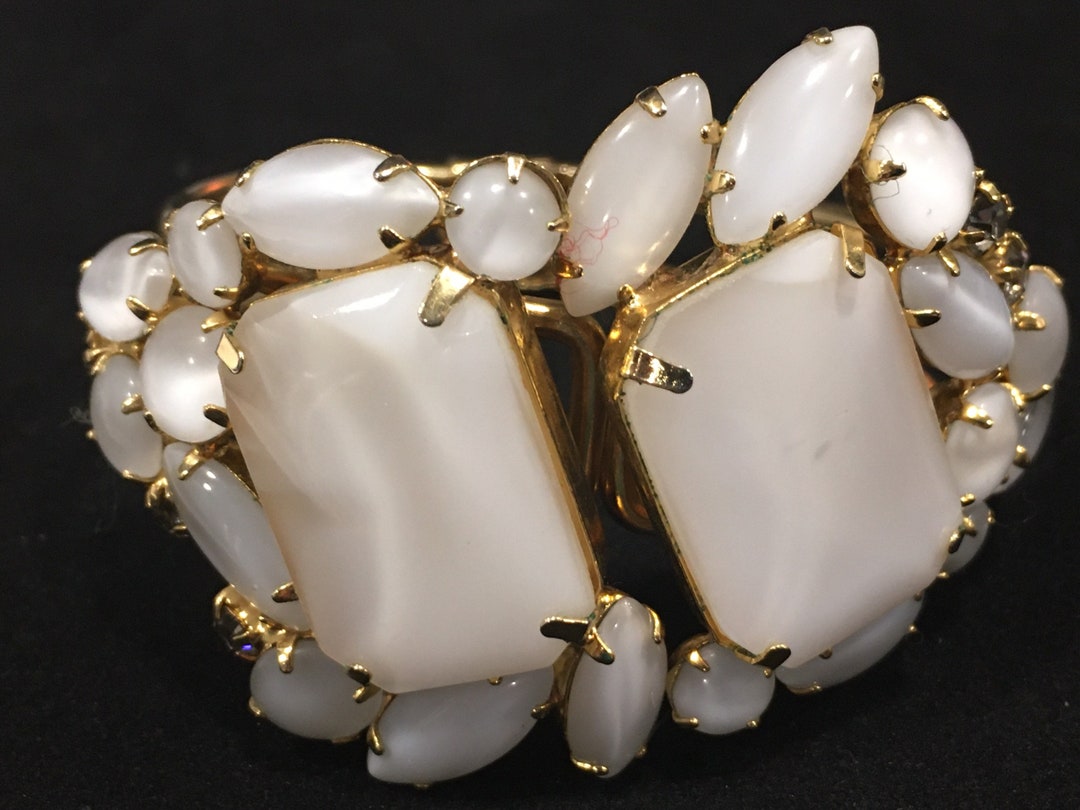Rare Vintage 1960s ELIZABETH MORREY Bracelet Large White Stones - Etsy