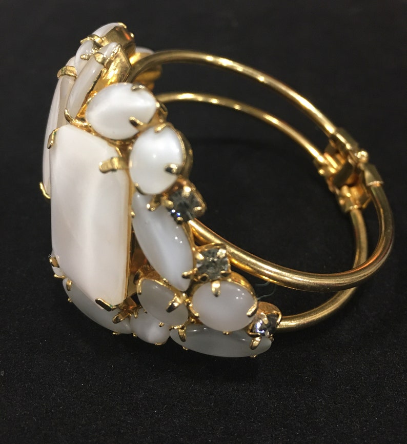 Rare Vintage 1960s ELIZABETH MORREY Bracelet Large White Stones - Etsy