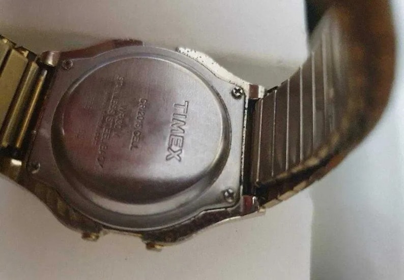 Vintage Men's Watch,, Timex Classic '' CR 2016 Quartz Digital Japan - Etsy