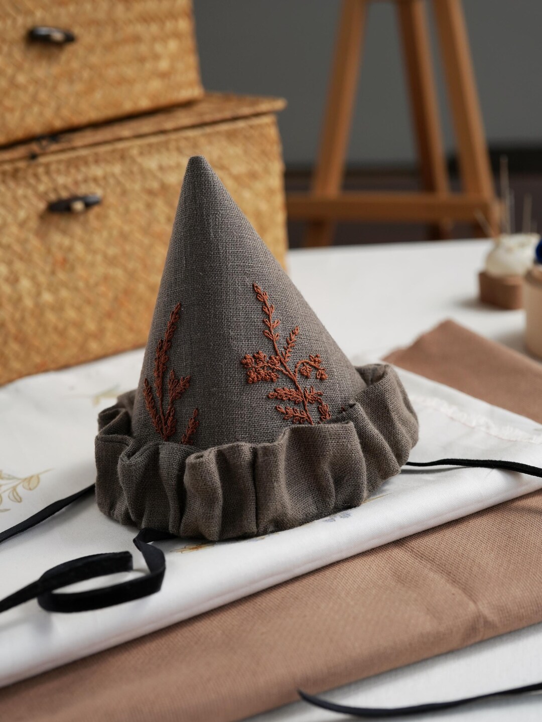 DIY "party Hat" | Sewing & Embroidery Patterns + Video Tutorial. Guide ...