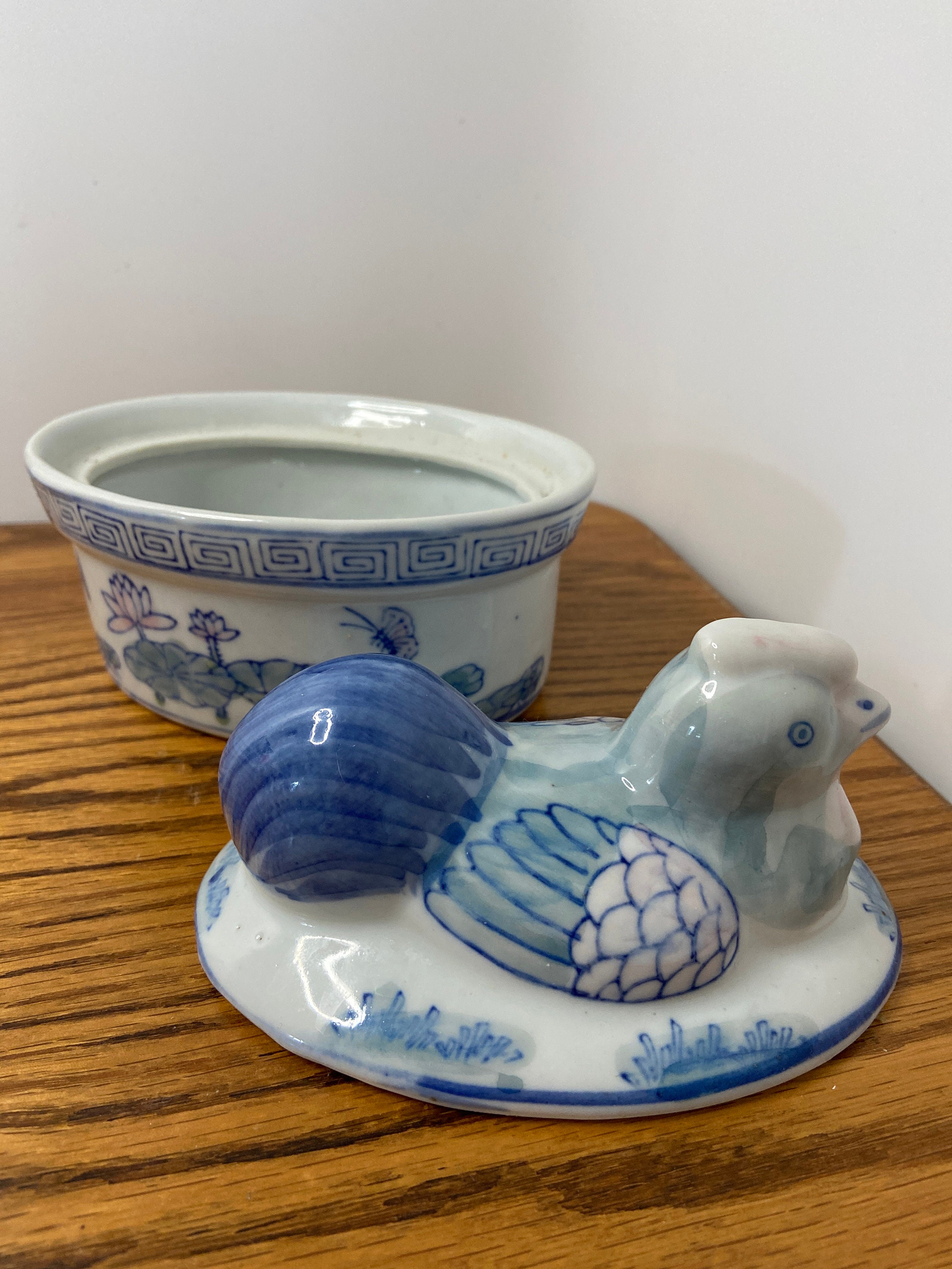 Vintage Chinese Porcelain Hen on Nest Trinket Box - Etsy