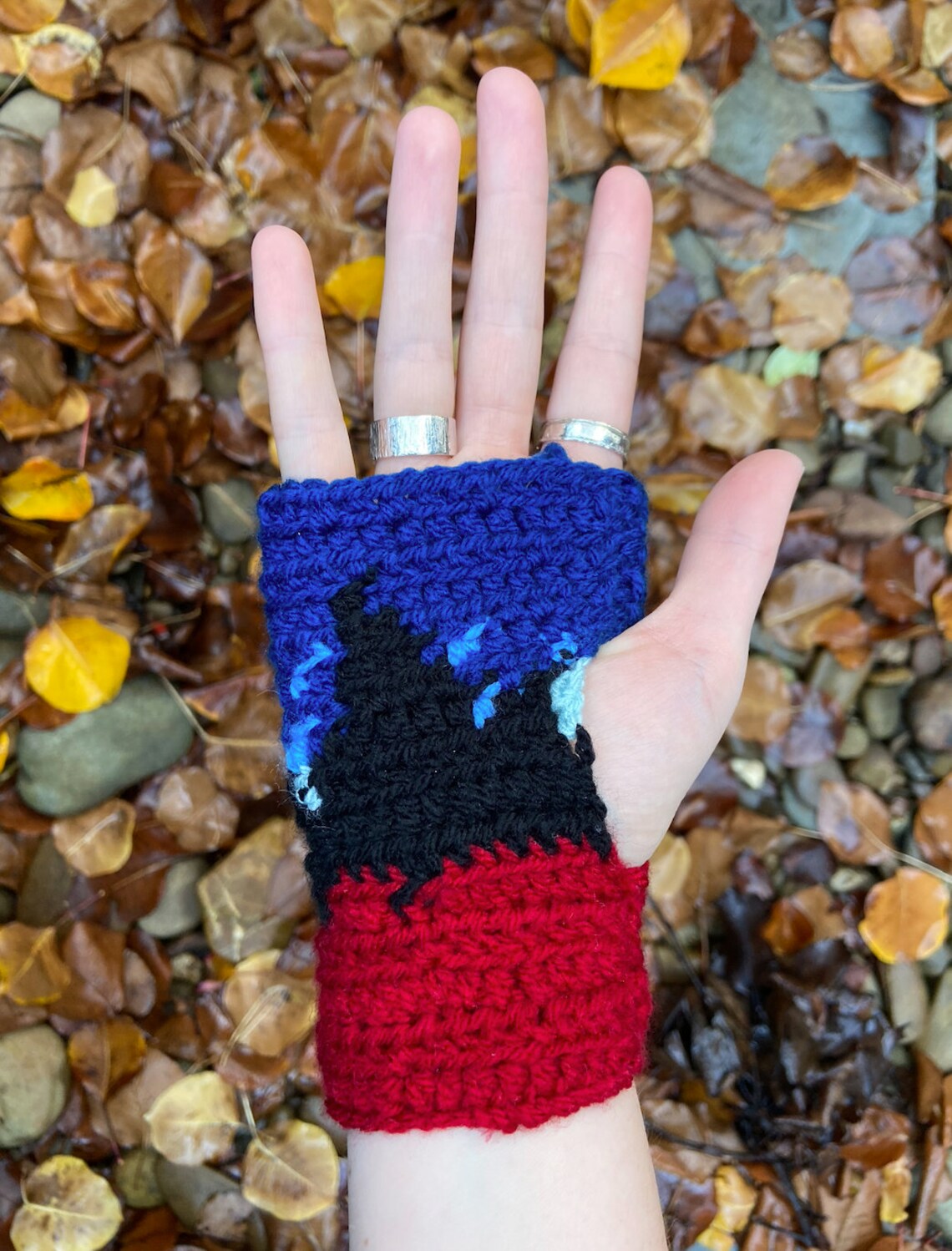 CROCHET PATTERN: Phoebe Bridgers Fingerless Gloves Stranger - Etsy UK