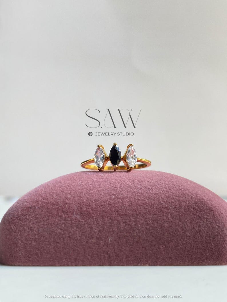Custom 3 Stone Cluster Ring, Three Stone Family Tree Gemstone Ring ...