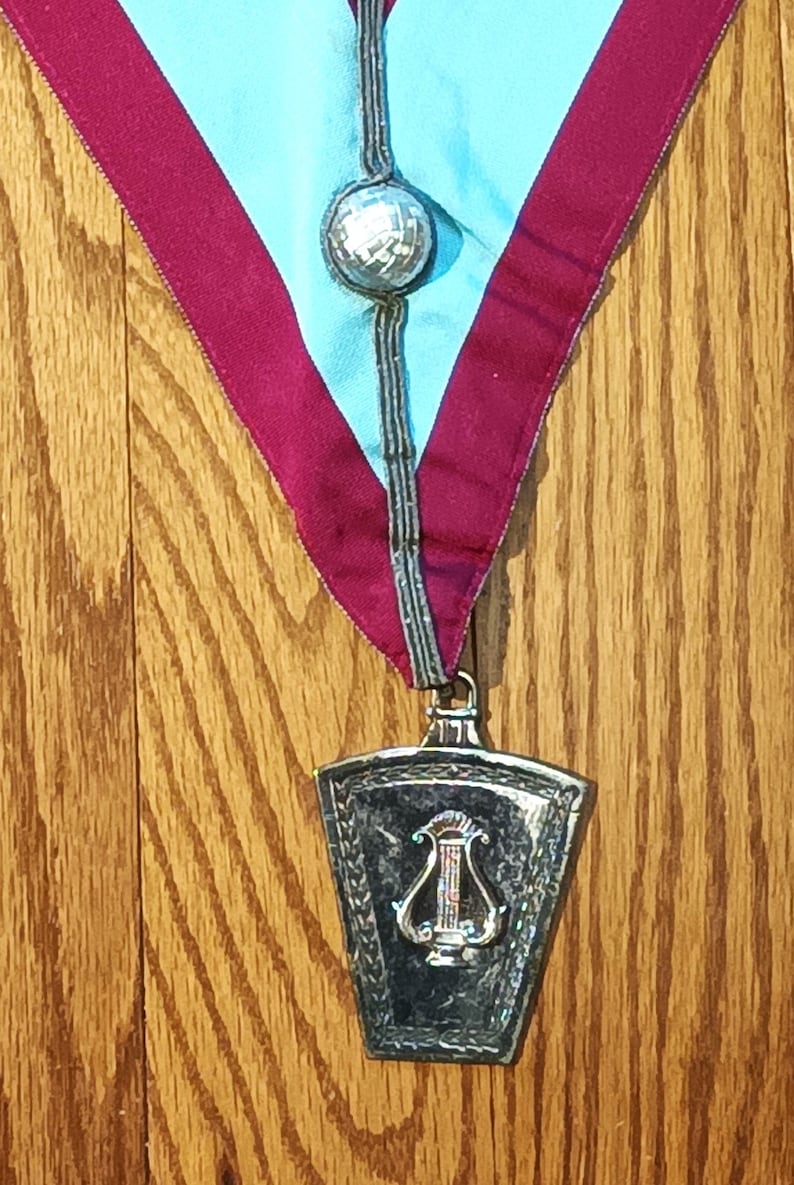 Vintage Masonic Regalia - Mark Master Masons Apron (lambskin), Collar ...