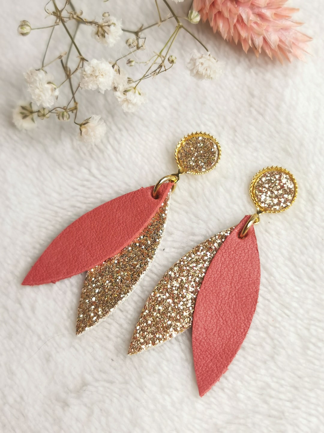 BO in Recycled Leather and Sequins - Etsy