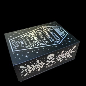 Morbid Mirror Oracle Deck: Goth Holographic Cartomancy, 77 Cards - Etsy