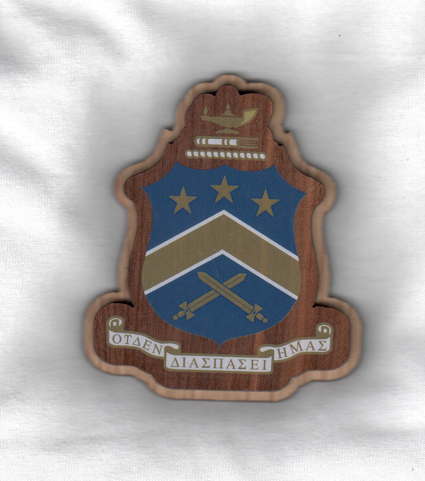 Pi Kappa Phi Crest