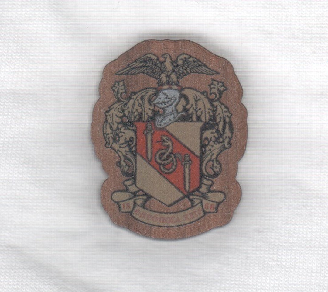 Theta Chi -- 1.5" Mini Wood Crest - Etsy