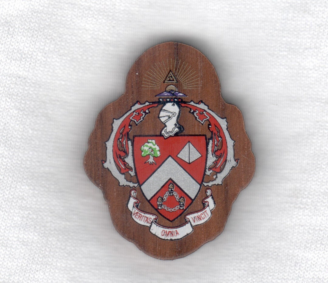 Triangle -- 1.5" Mini Wood Crest - Etsy