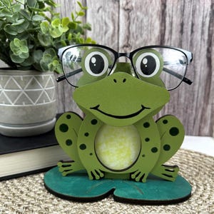 Frog Eyeglass Holder Hand Painted, Whimsy Cute Gifts for Frog Lovers ...
