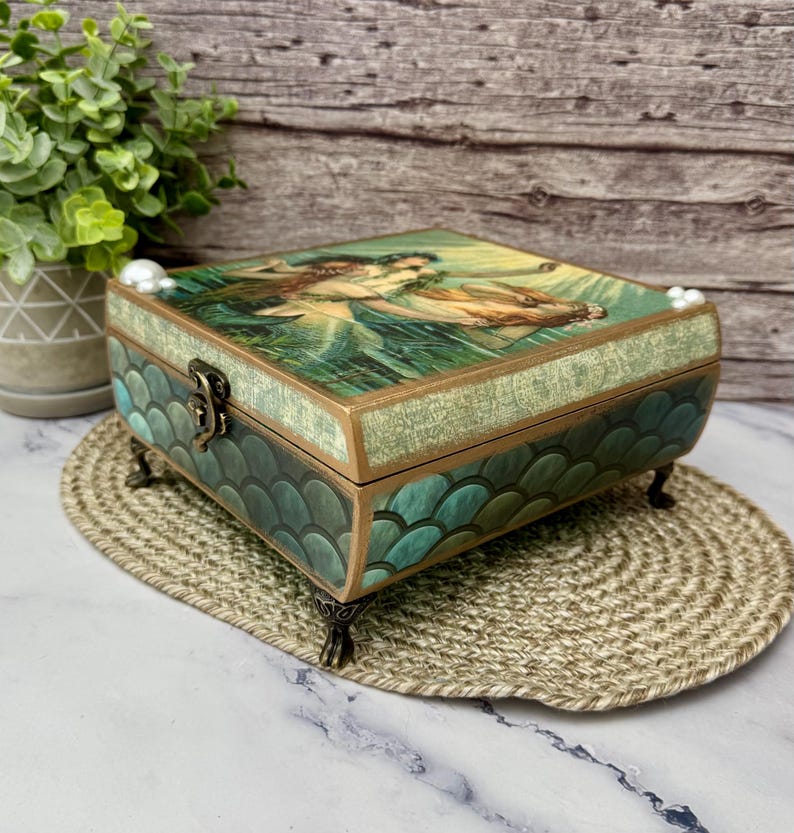Mermaid Jewelry Box, Perfect Gift for Mermaid Lovers, Vintage Inspired ...