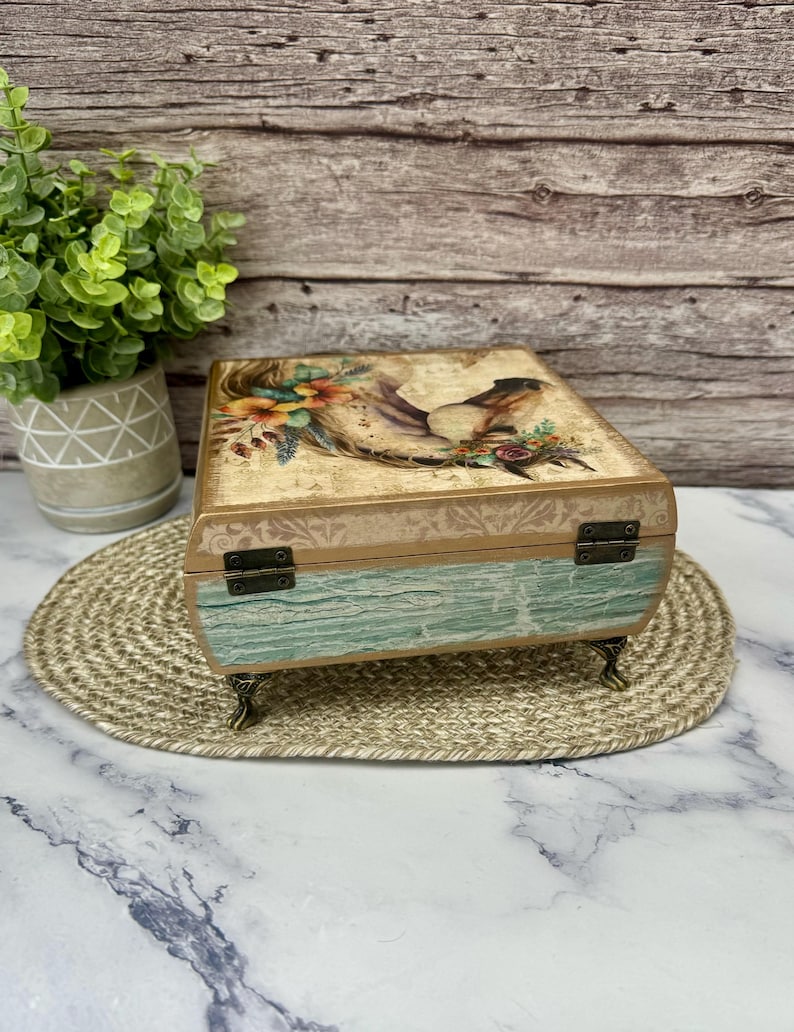 Vintage Style Horse Trinket Box, Artisan Lightweight Decoupage Jewelry ...
