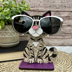 Tabby Cat Eyeglass Holder, Kitty Glasses Stand, Perfect Gift for Cat ...