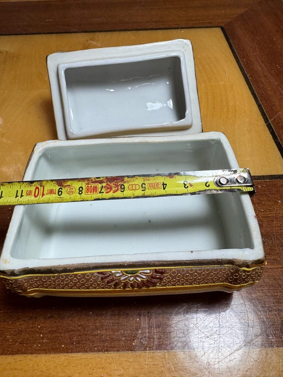 Old Japanese Satsuma Style Box - Gem