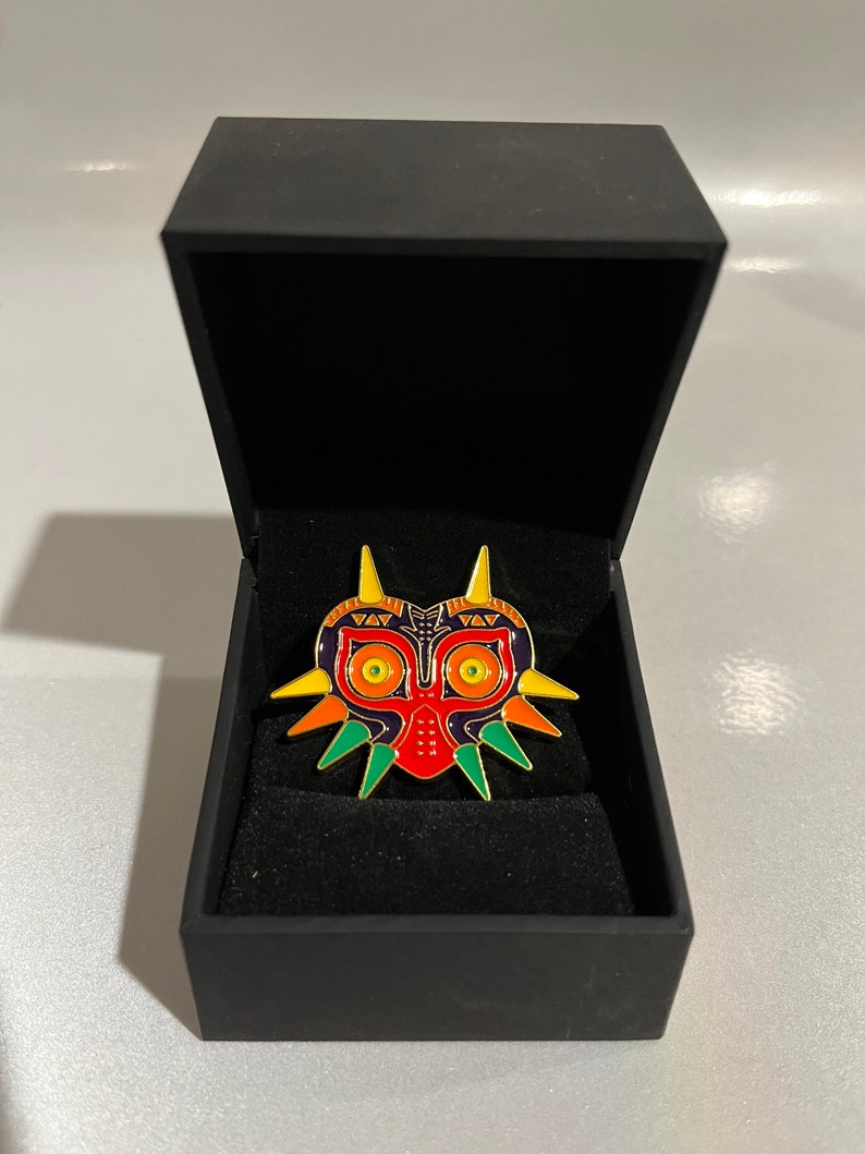 Legend of Zelda: Majoras Mask Enamel Pin - Etsy