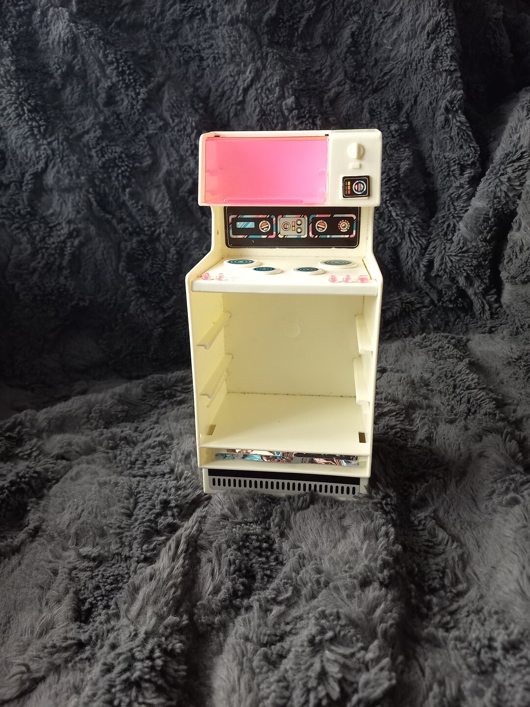 Vintage Barbie Mattel 1978 Kitchen Stove, Oven & Microwave NOT COMPLETE ...