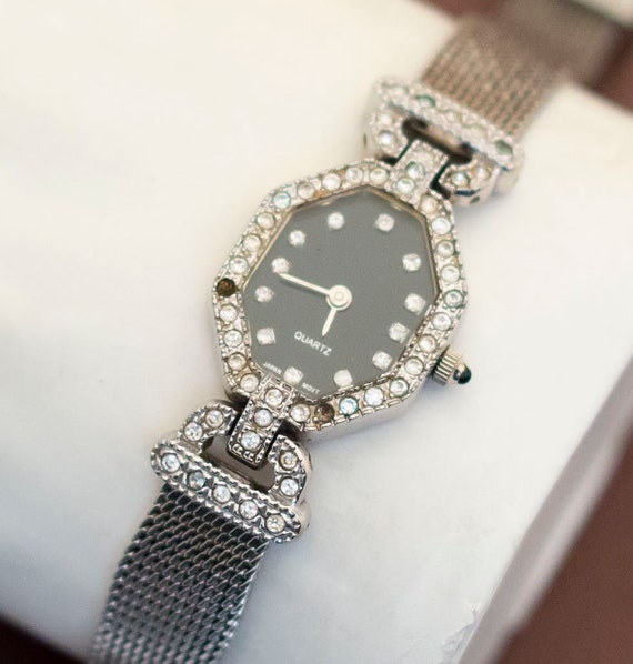 Vintage Elizabeth Taylor Silver Quartz Watch 7 Inch b… - Gem