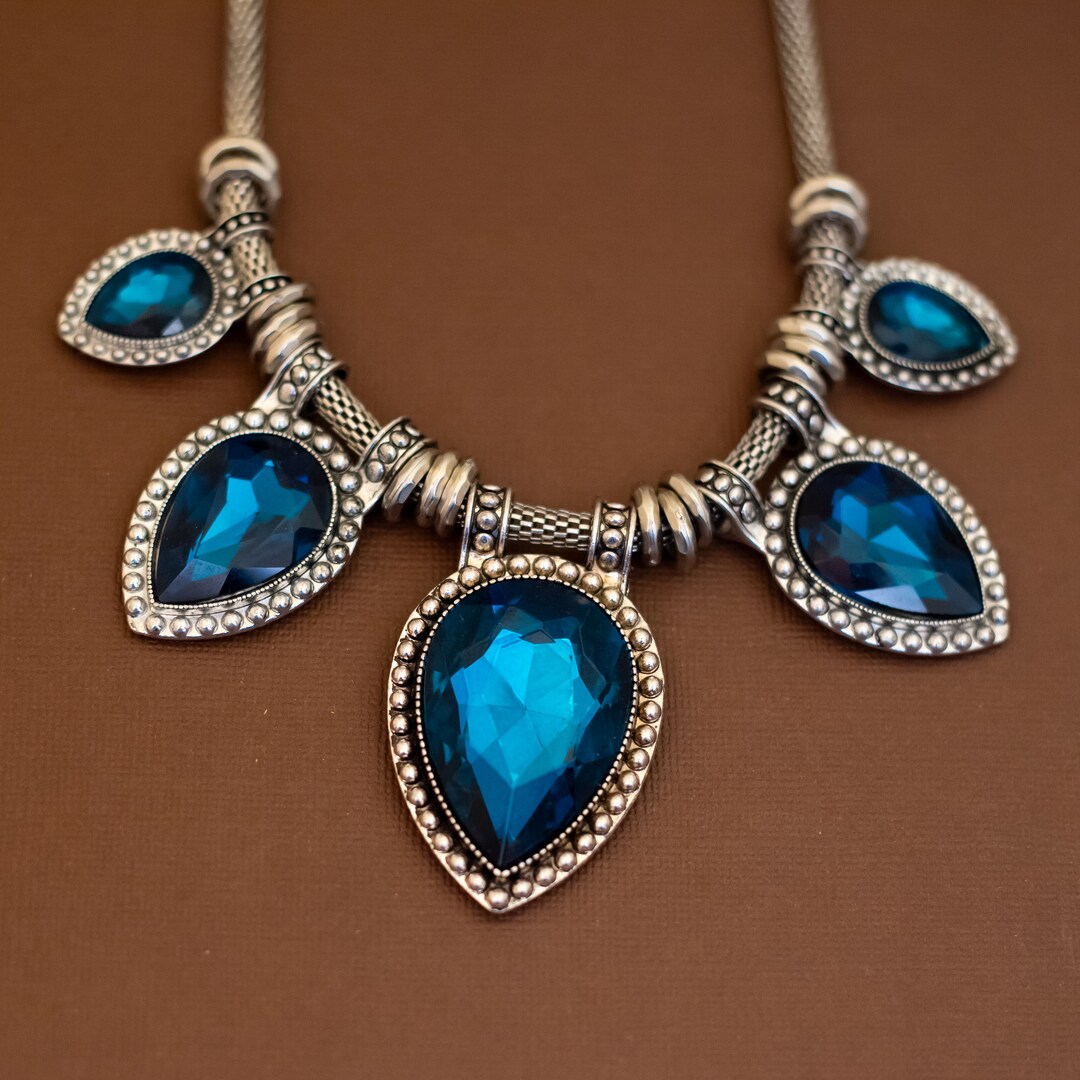 20 Inch, Vintage Blue Teardrop Faux Gems Silver Tone Bib Necklace - U29 ...