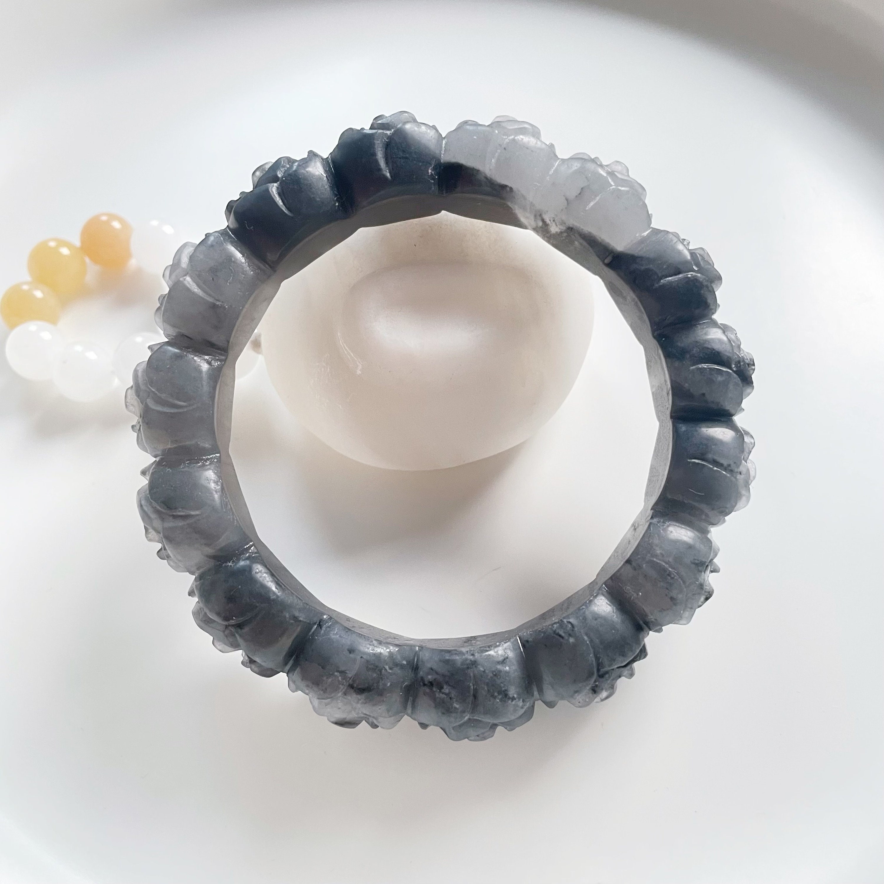 60.3mm Hand-sculpted Natural Quartzite Jade Bangle (shetaicui/佘太翠 ...