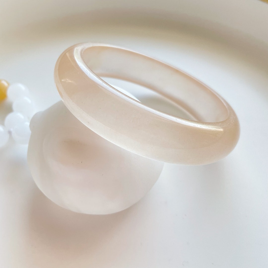 60mm Natural Quartzite Jade Bangle (shetai Jade/shetaicui/佘太翠), 60x15 ...