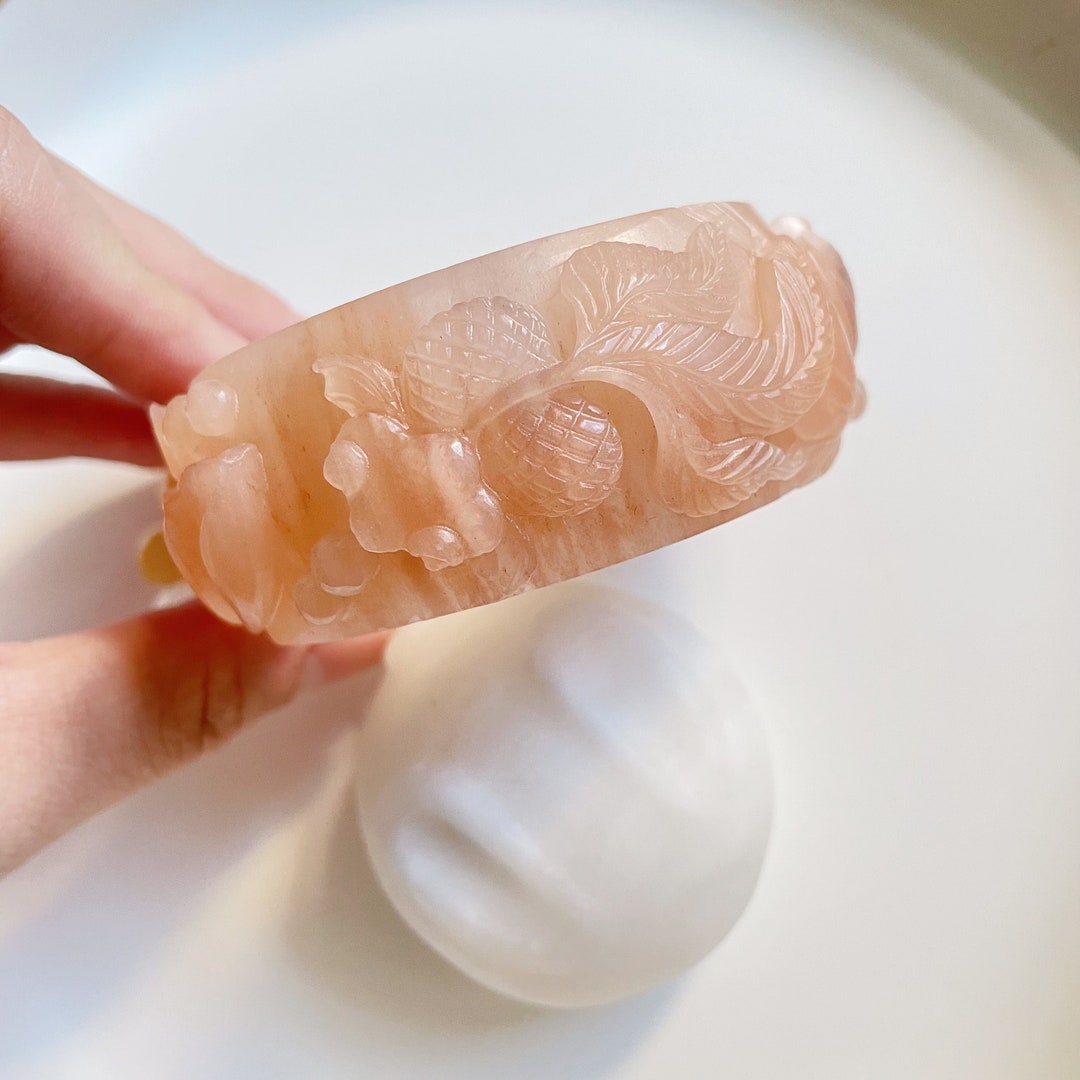 59.9mm Hand-sculpted Natural Quartzite Jade Bangle shetaicui/佘太翠, Lotus ...