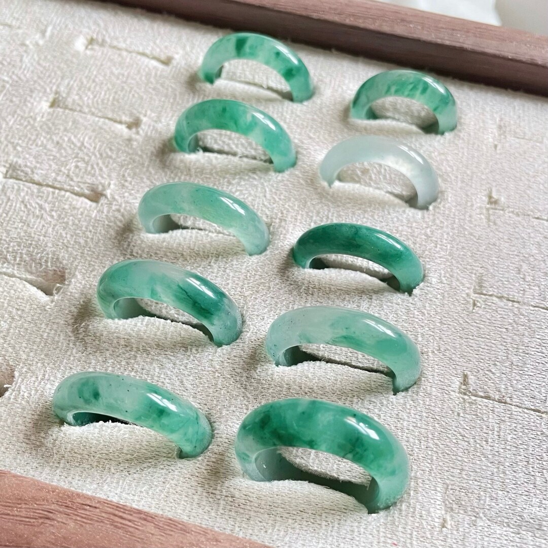 Natural Quartzite Jade Rings (dulong Jade/独龙玉), Dupe of Burmese Jadeite ...