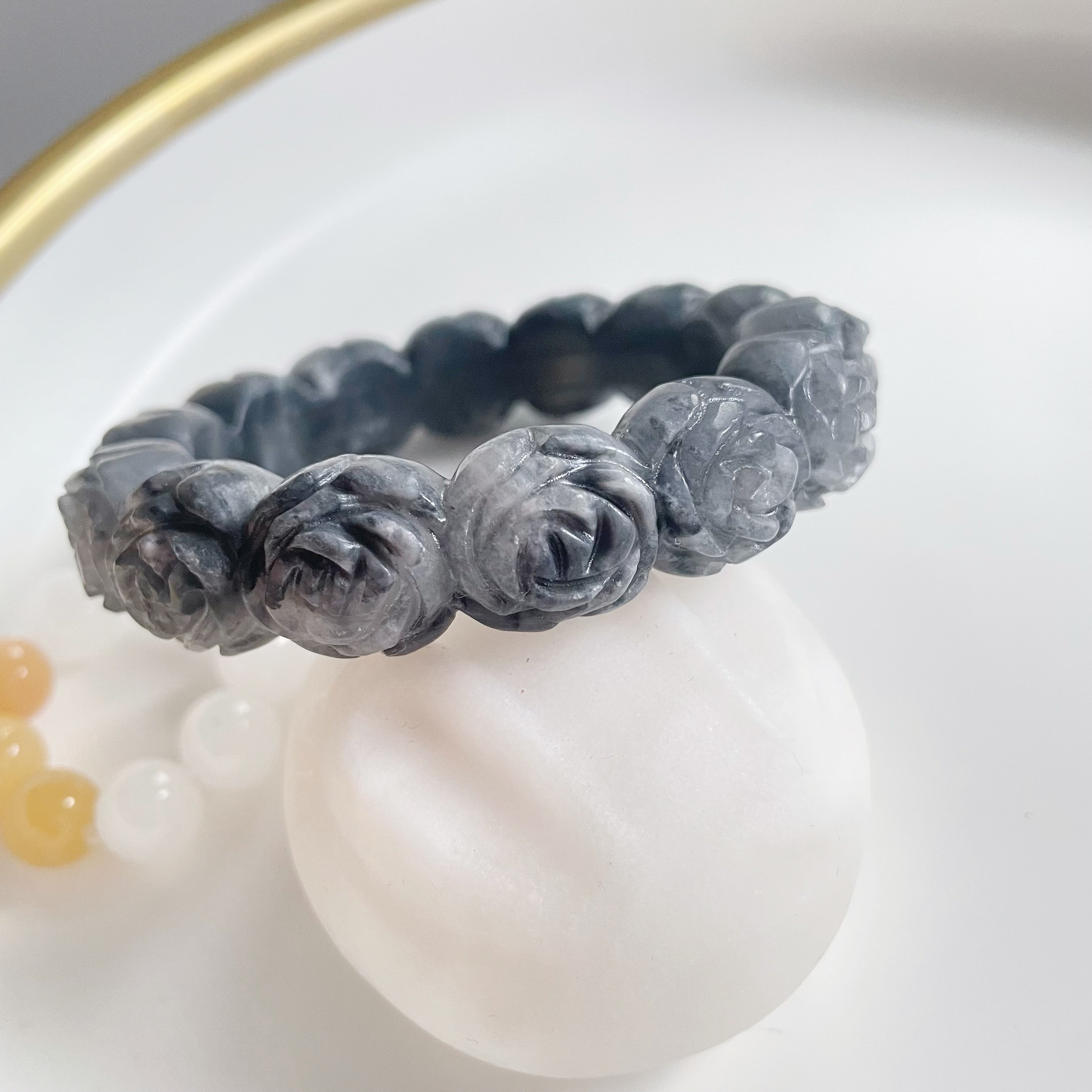 55.4mm Hand-sculpted Natural Quartzite Jade Bangle (shetaicui/佘太翠 ...