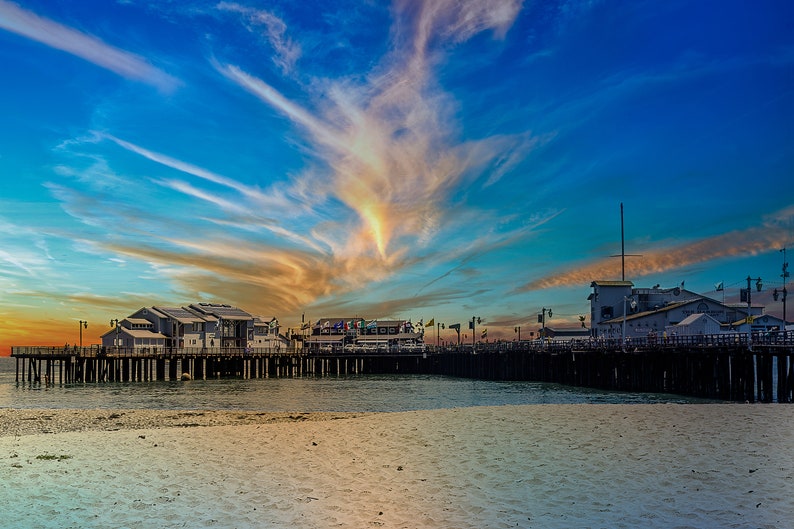 Santa Barbara Pier at Sunset: Capture Coastal Beauty With Our Stunning ...