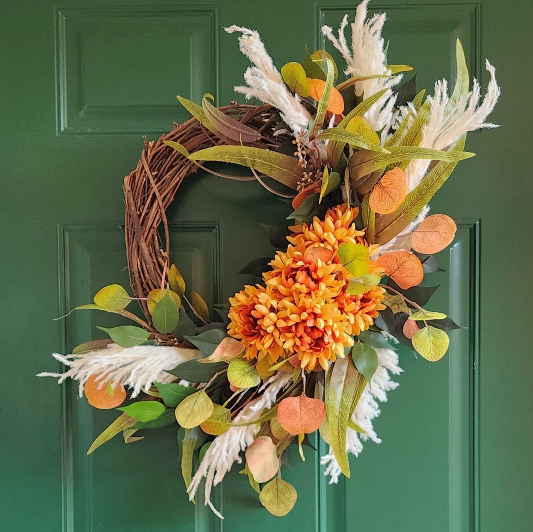 Fall Boho Wreath: Mums, Eucalyptus, and White Plumes - Etsy
