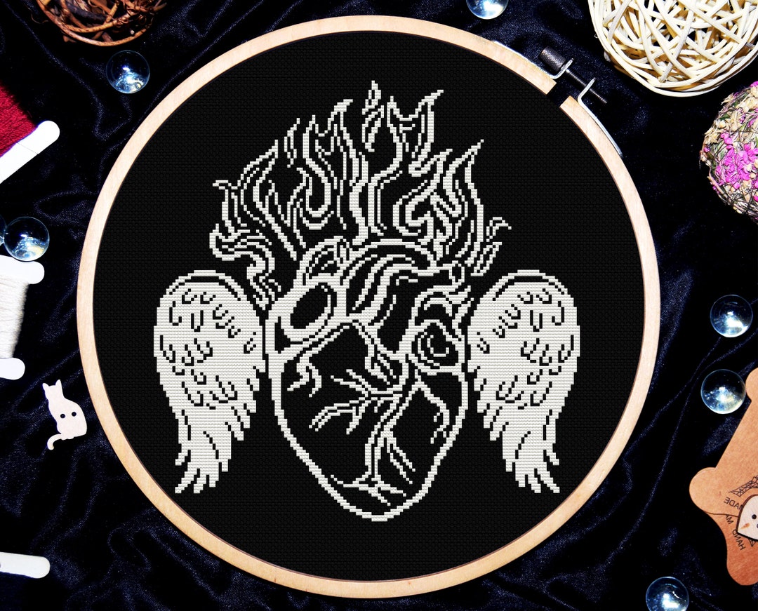 Gothic Cross Stitch, Gothic Bleeding Hearts Cross Stitch, Anatomical ...