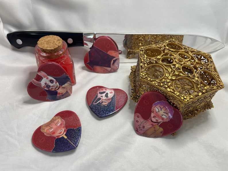 Kiss A Killer DBD Heart Buttons - Etsy