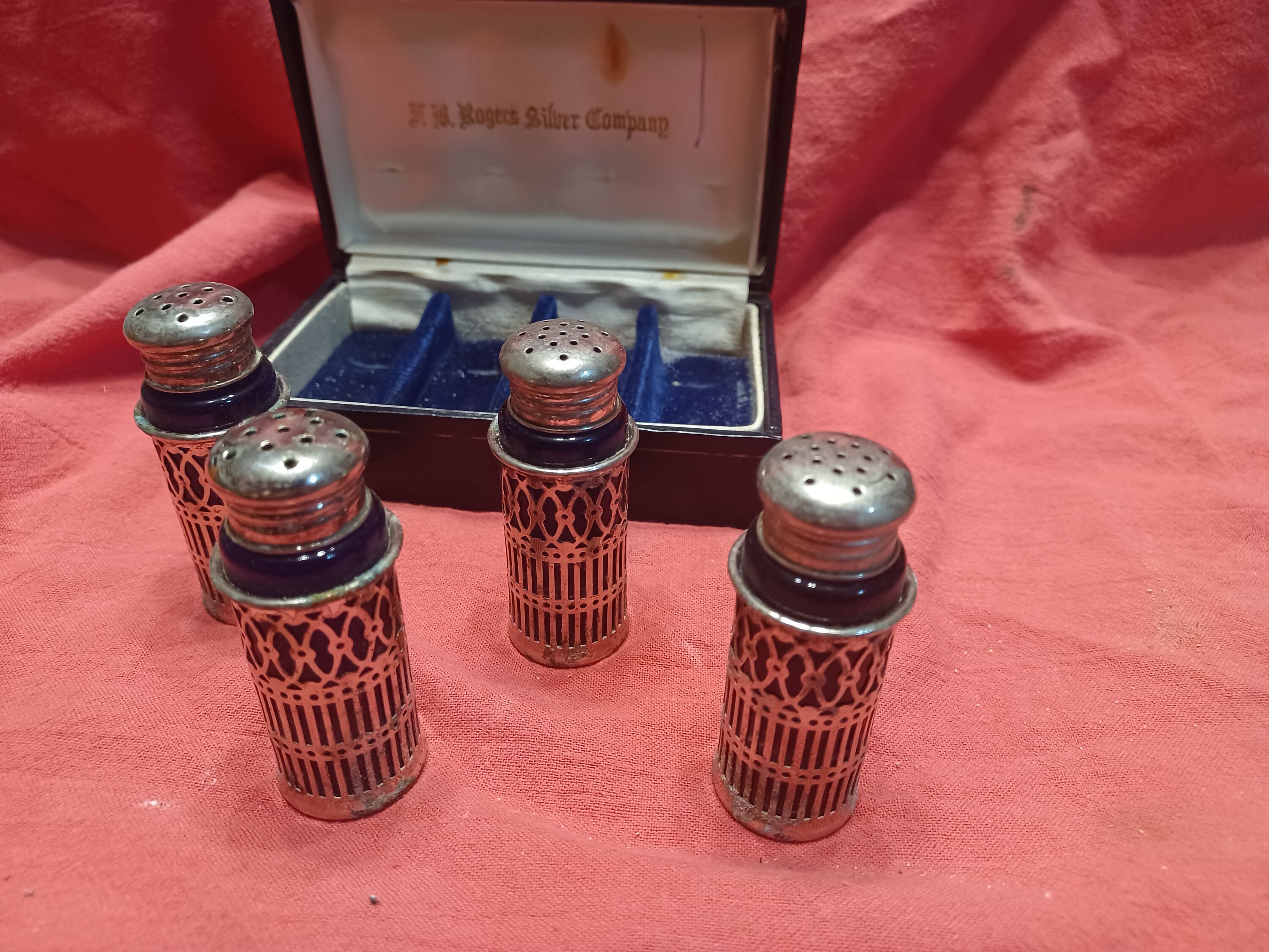 Rogers Salt/pepper Shakers Set - Etsy