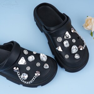 Geometric Metal Shoe Charm Set With Short Chain,butterfly Shoes Buckle ...