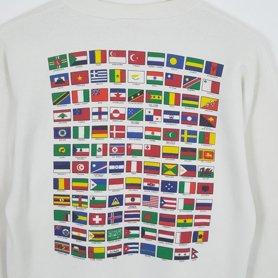Vintage WORLD CLASS CITIZAN Countries Flag Sweatshirt - Gem