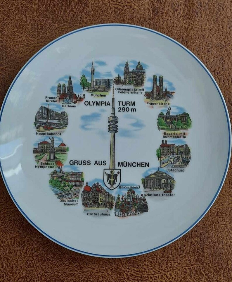 Munich Medium Porcelain Wall Plate. Vintage 8" Plate From Germany ...