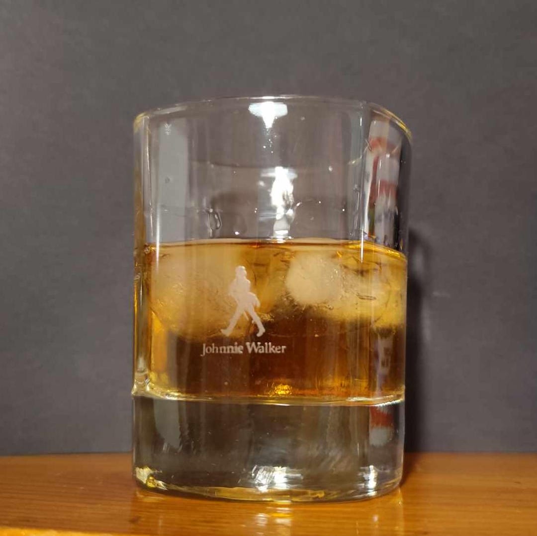 Johnnie Walker Whiskey Collectible Glass. Vintage Whiskey Rock Glass ...